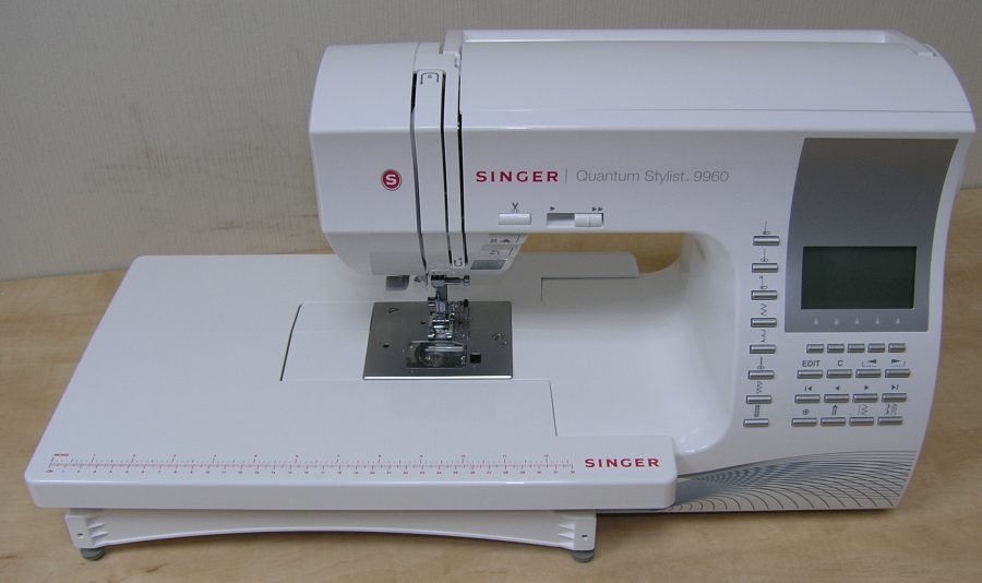 SINGER Quantum Stylist 9960 Швейна машина